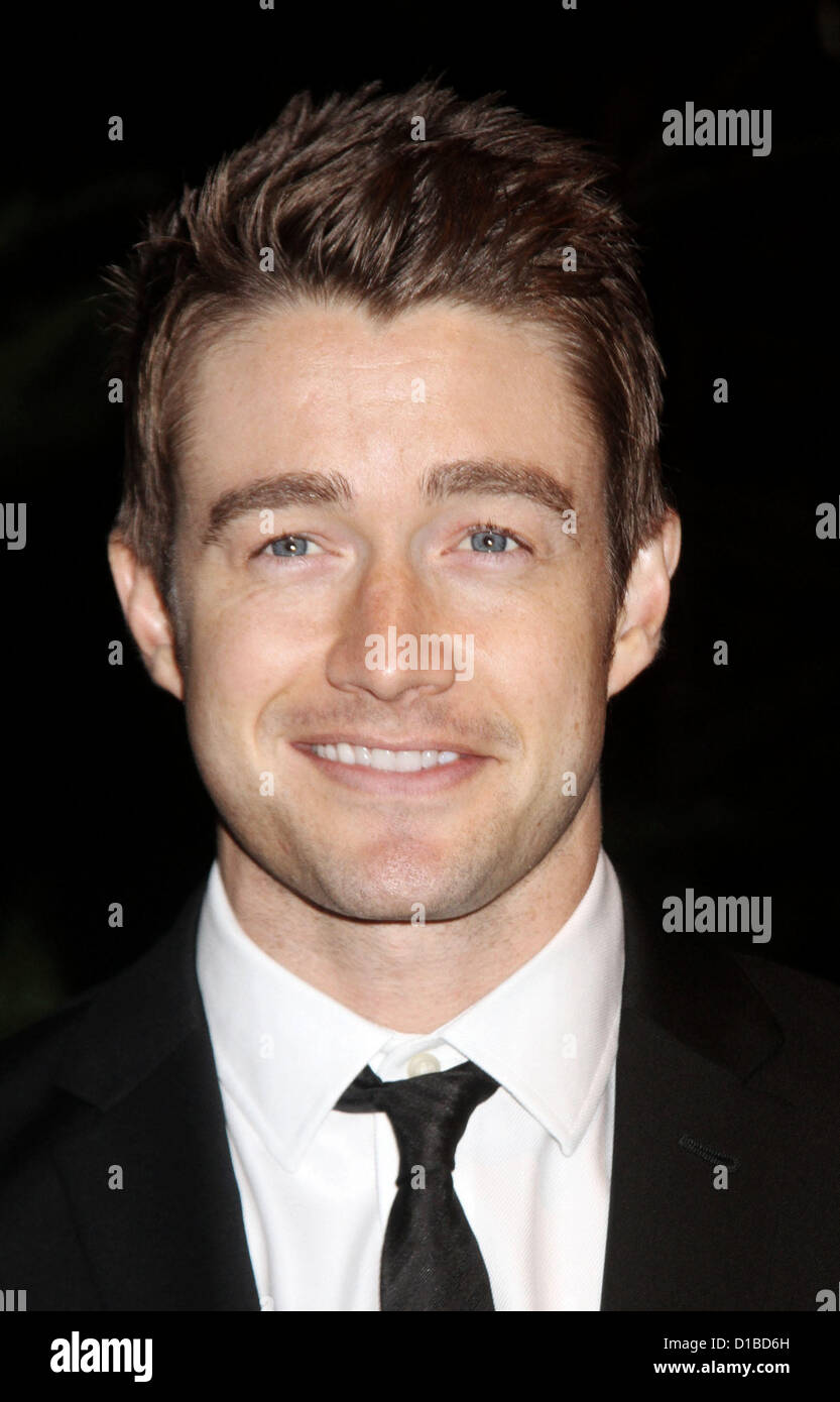 Dec. 13, 2012 - New York, New York, U.S. - Actor ROB BUCKLEY attends ...