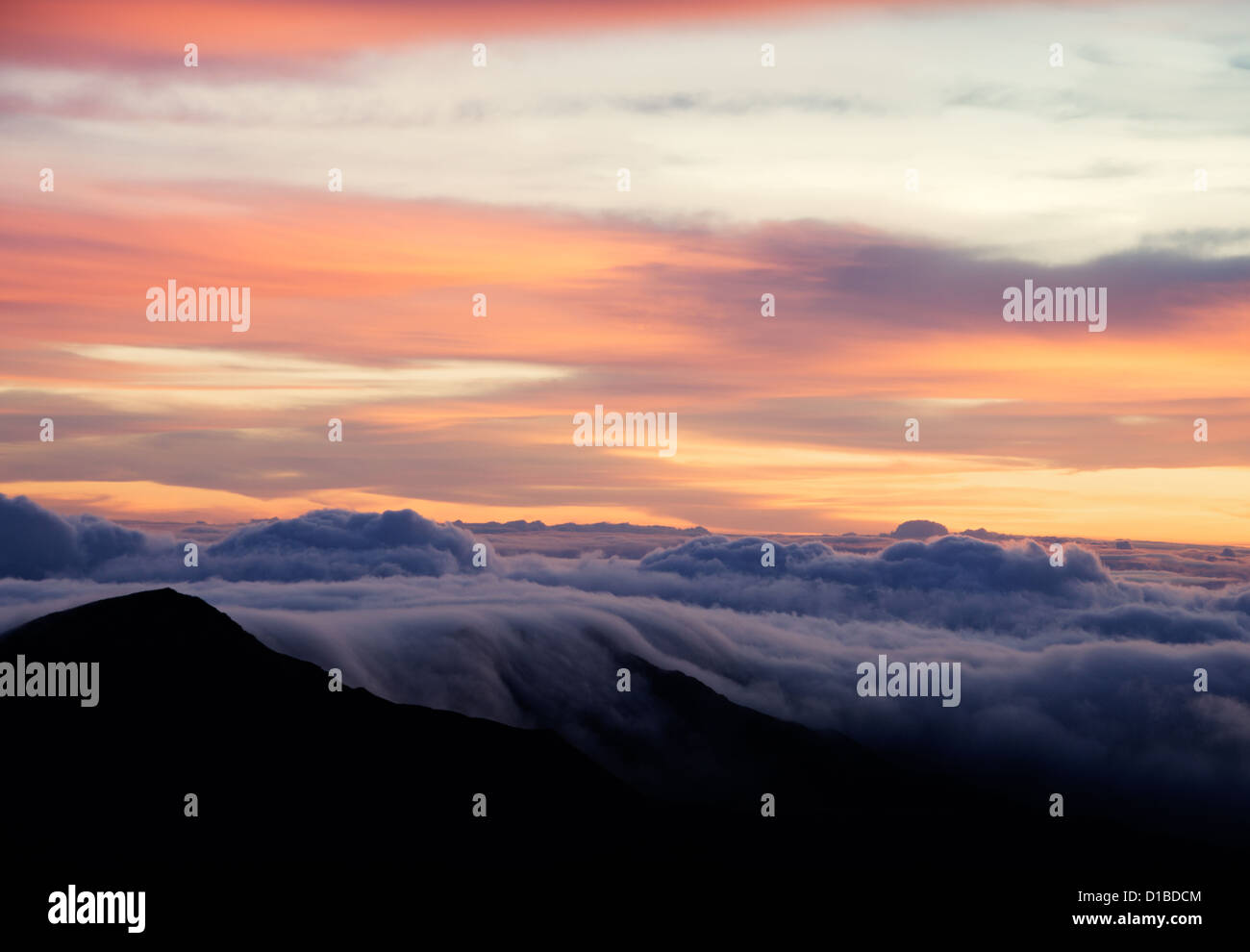 Breathtaking sunrise hi-res stock photography and images - Alamy