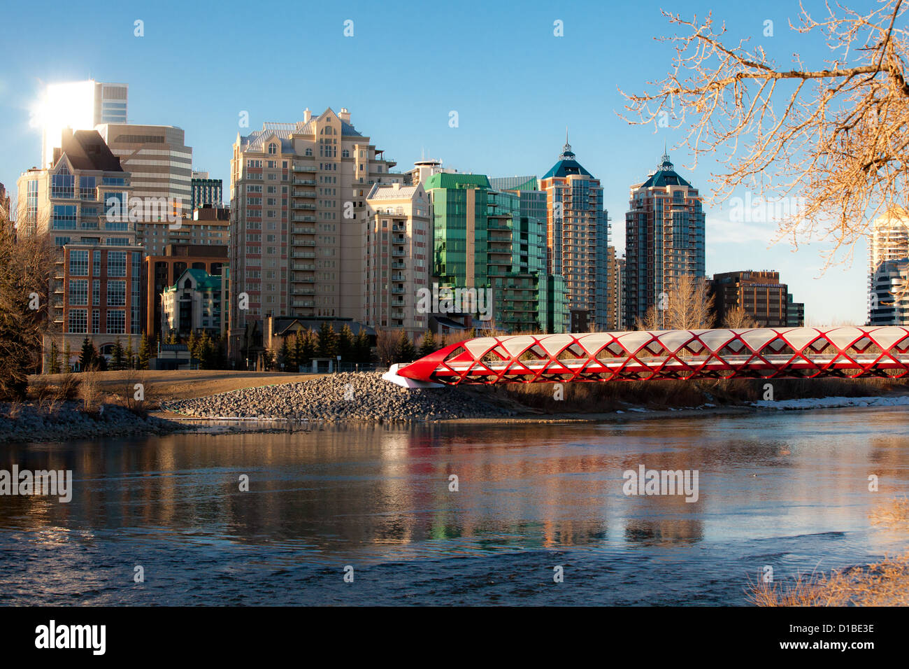 Calgary Peace Bridge Bow River Santiago Calatrava Pedestrian Bridge ...