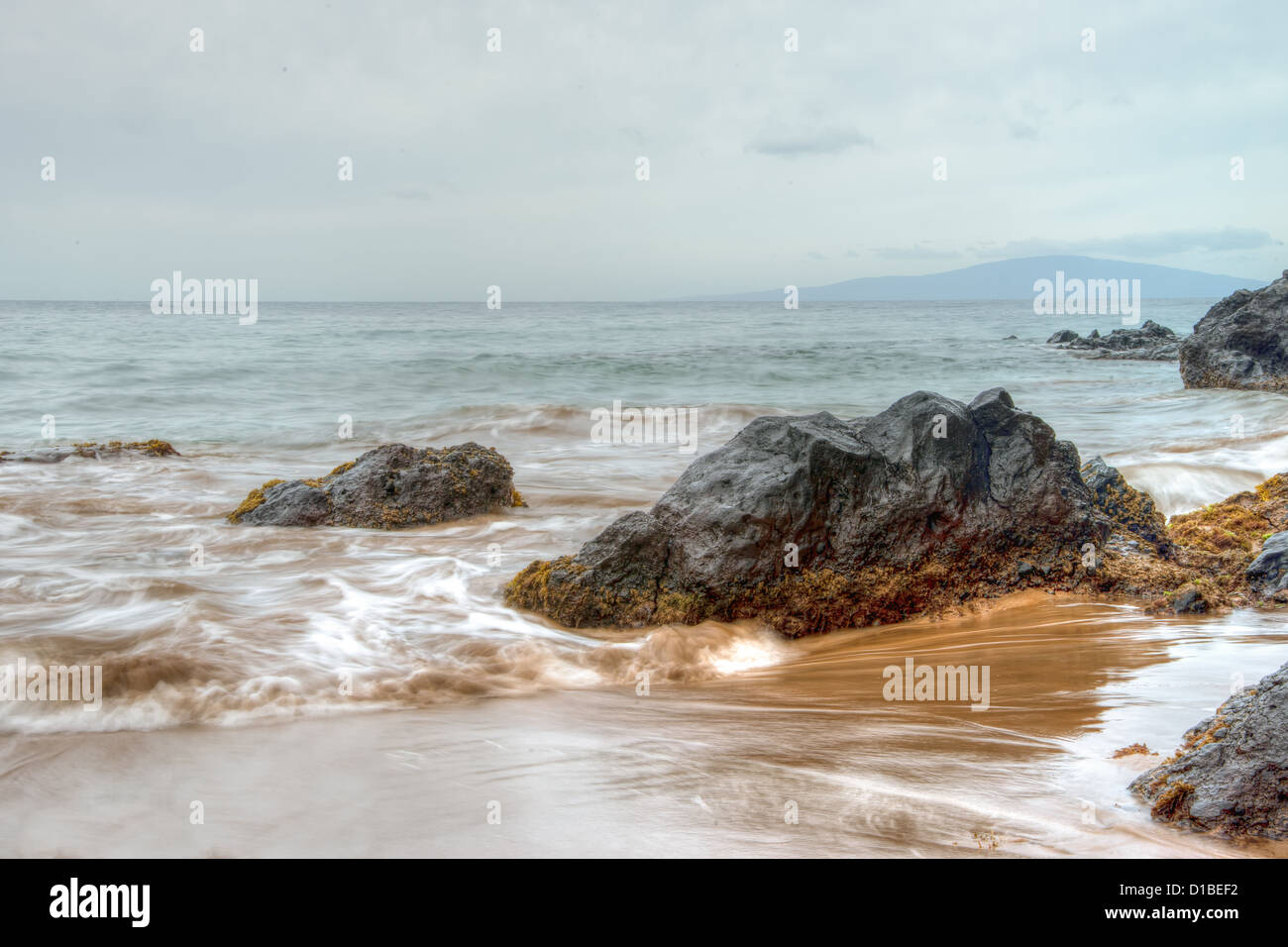 Moving waves hi-res stock photography and images - Alamy