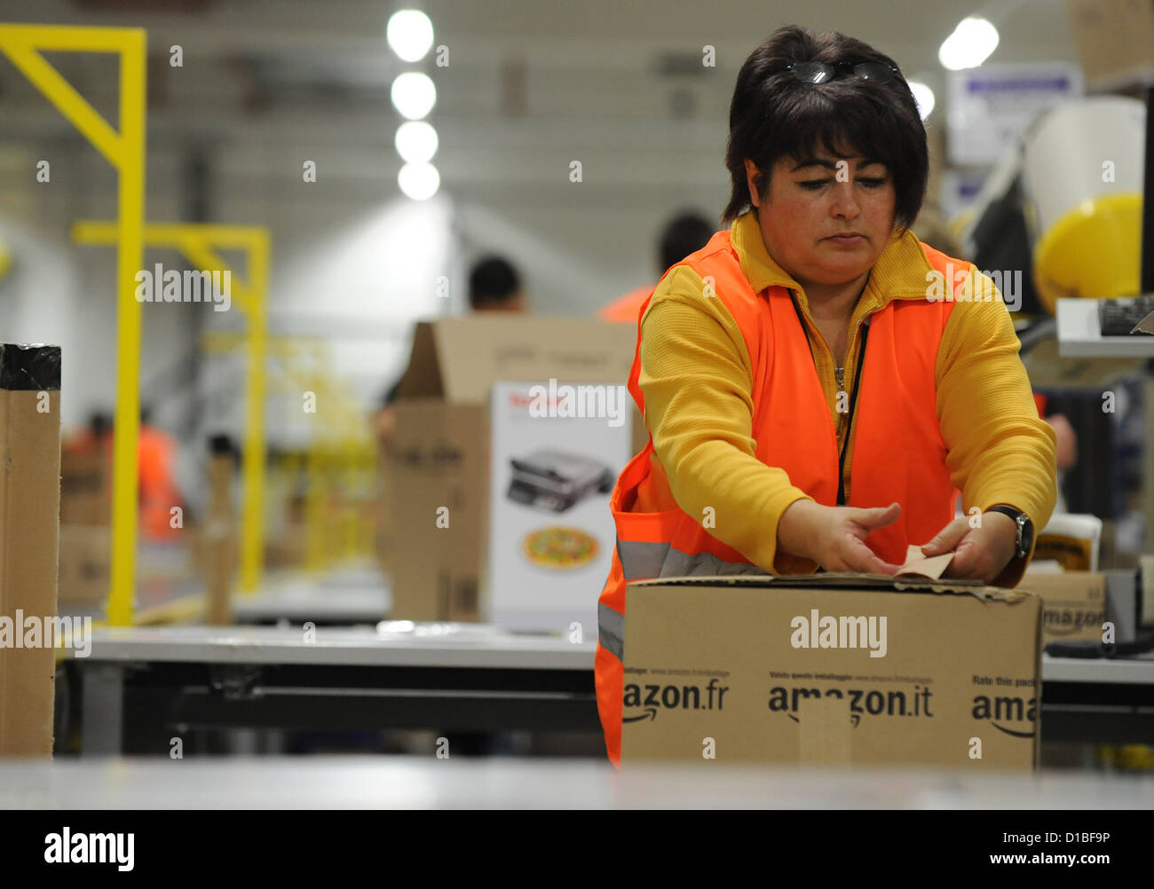 Amazon logistic germany hi-res stock photography and images - Alamy