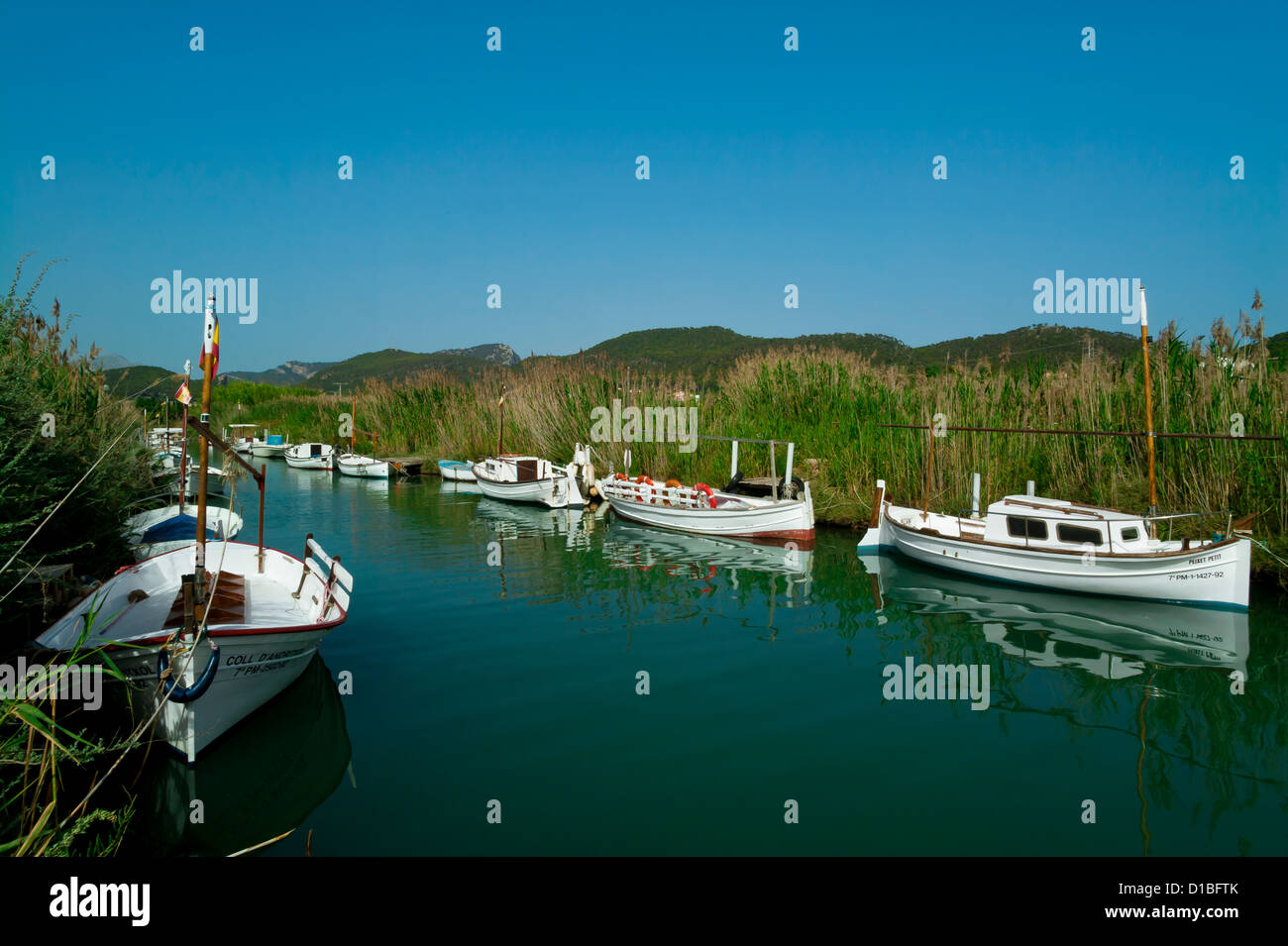 Habour island hi-res stock photography and images - Alamy