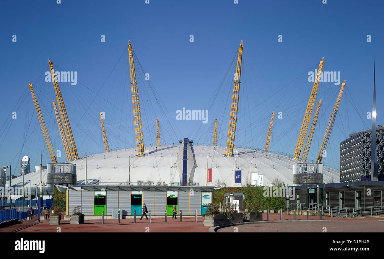 Canopy level hi-res stock photography and images - Alamy