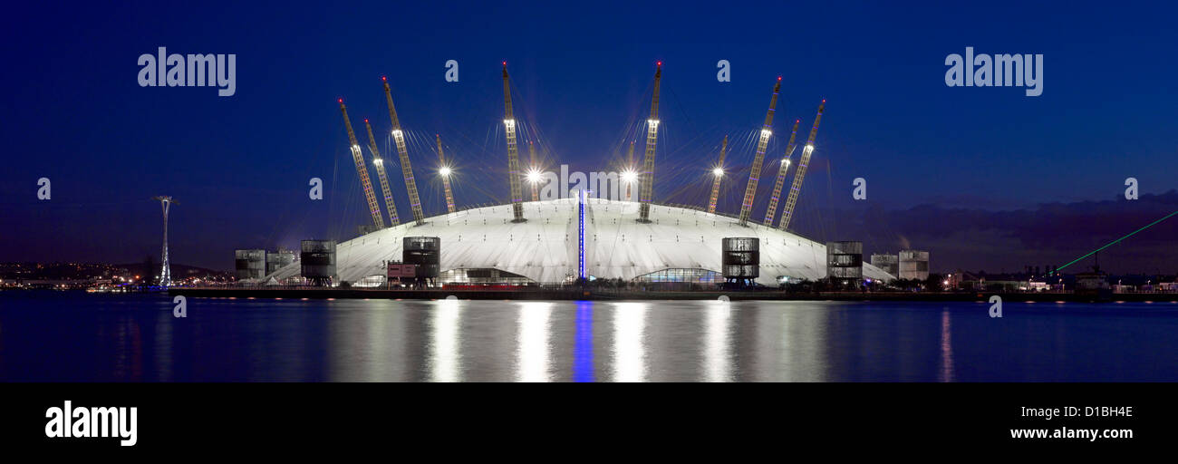 'Up at the O2'- High level walkway over the Millenium Dome, London ...
