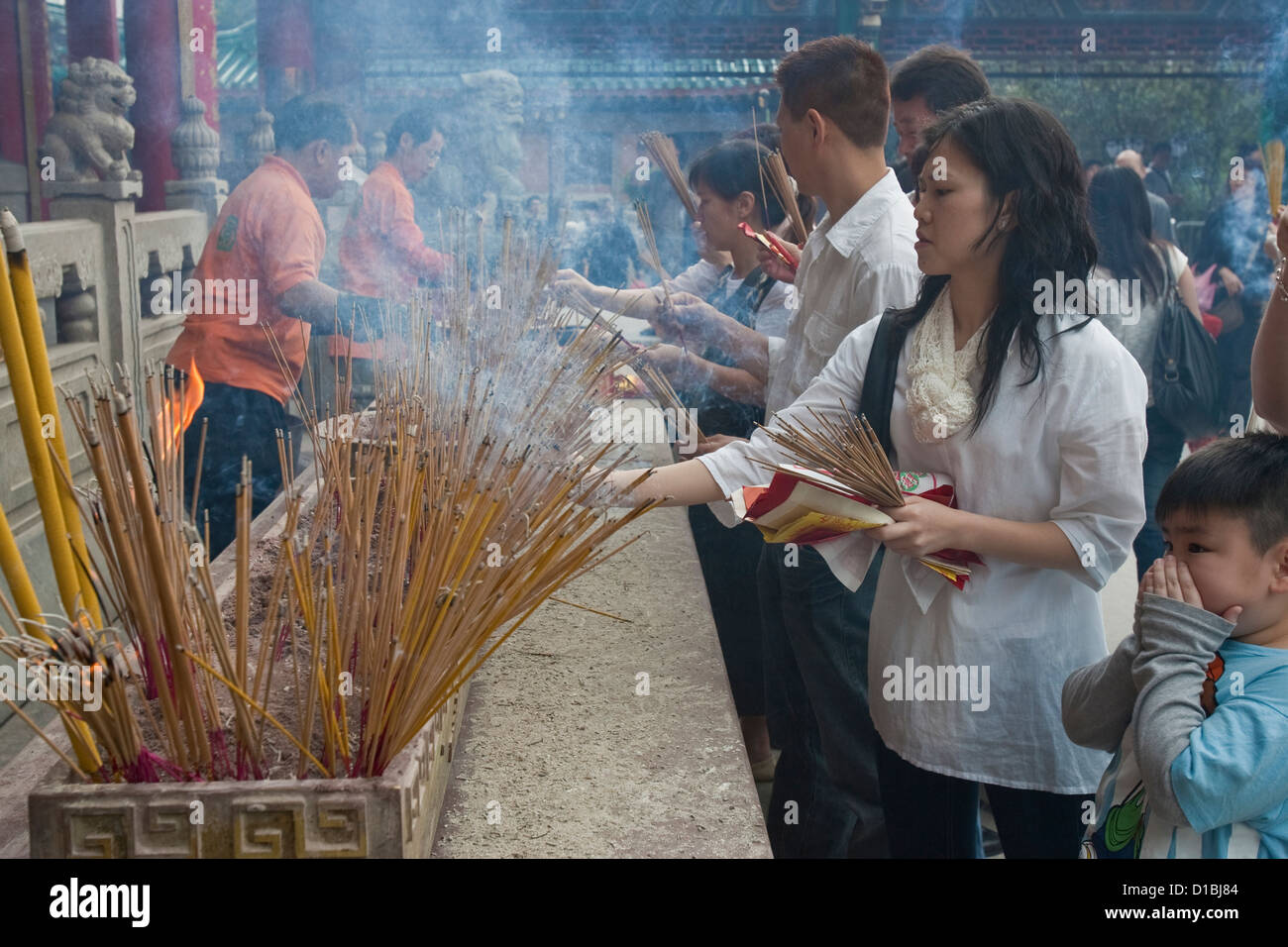 Huang da xian taoist temple hi-res stock photography and images - Alamy