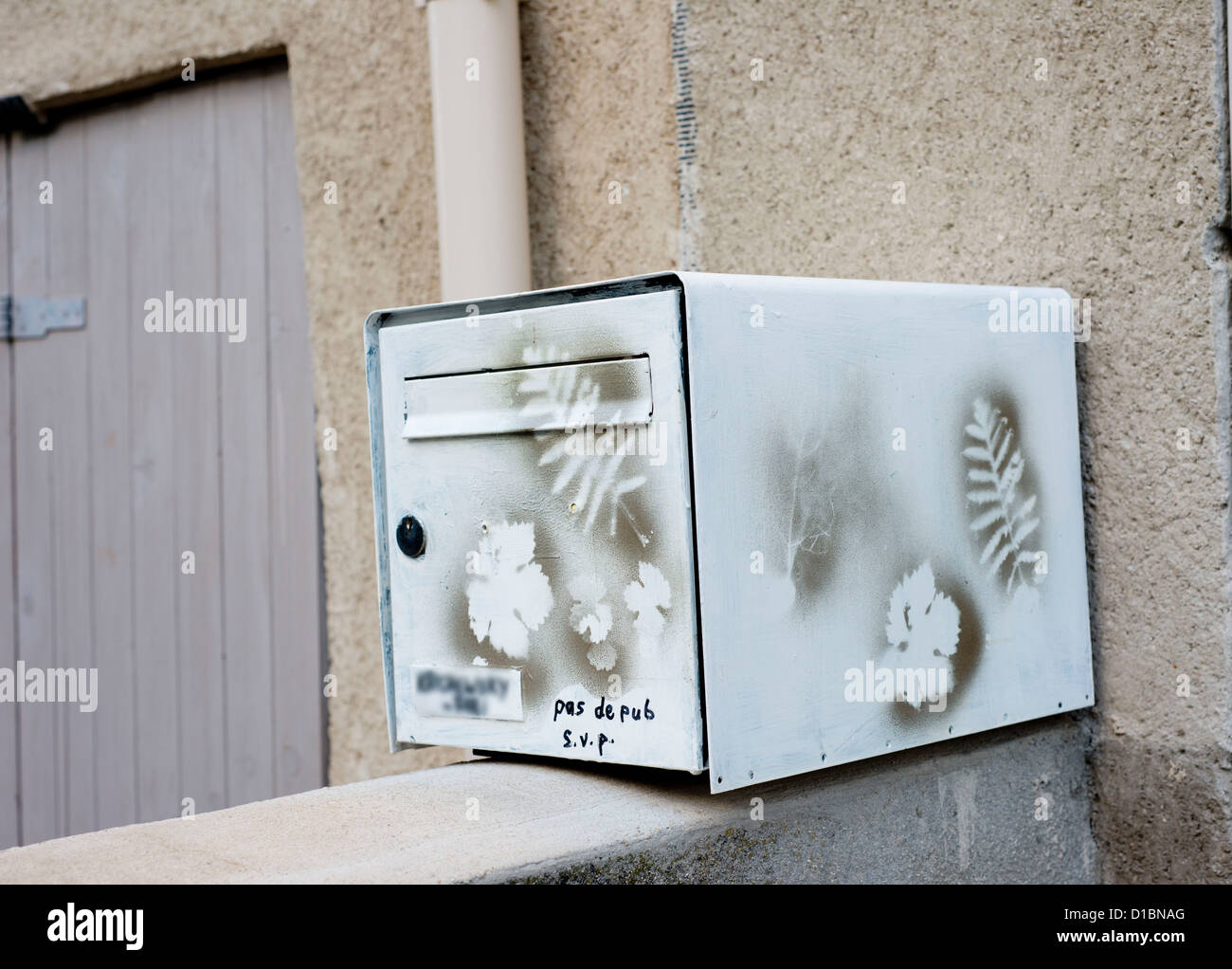 Square post box hi-res stock photography and images - Alamy