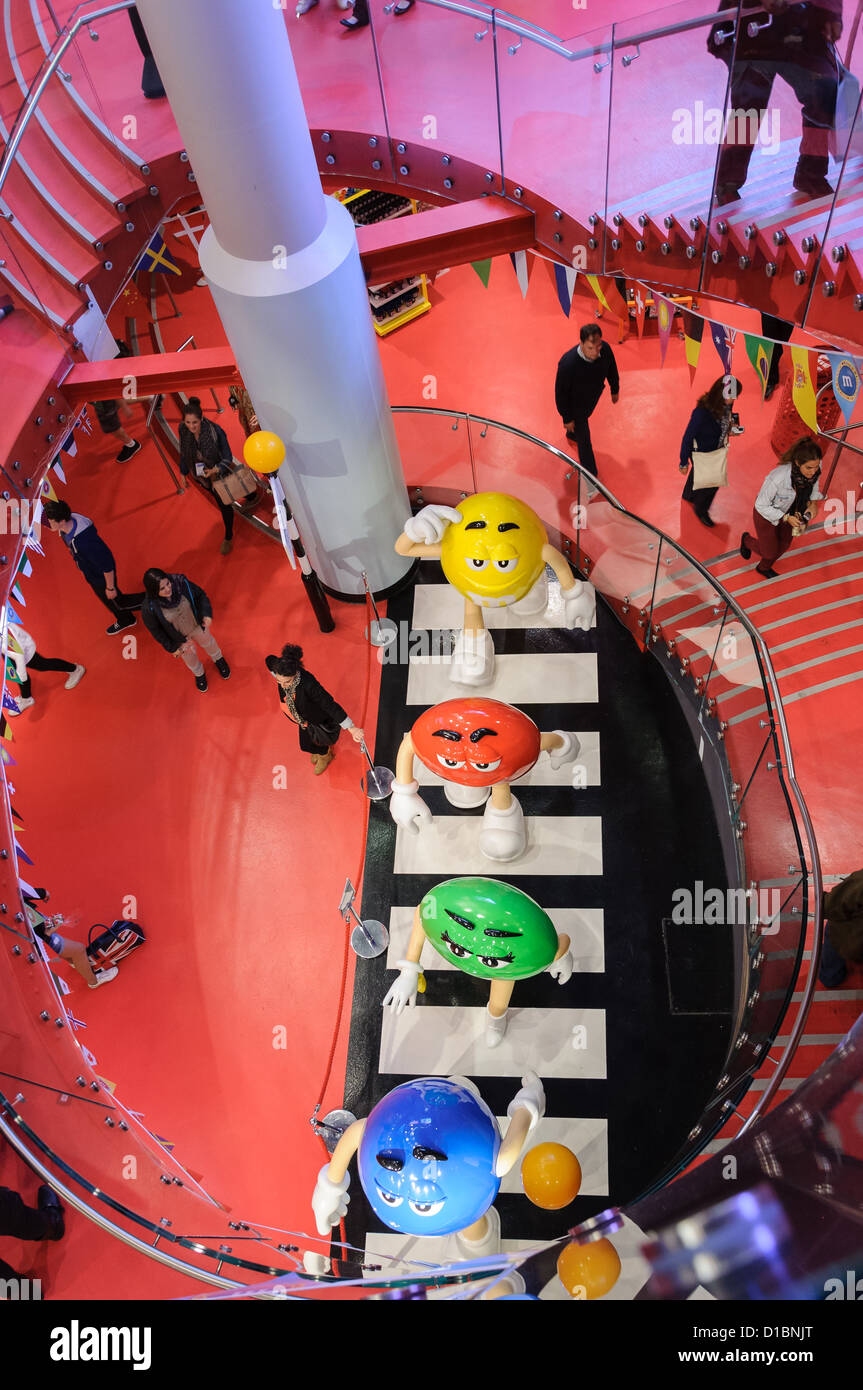 M&m store london hi-res stock photography and images - Alamy