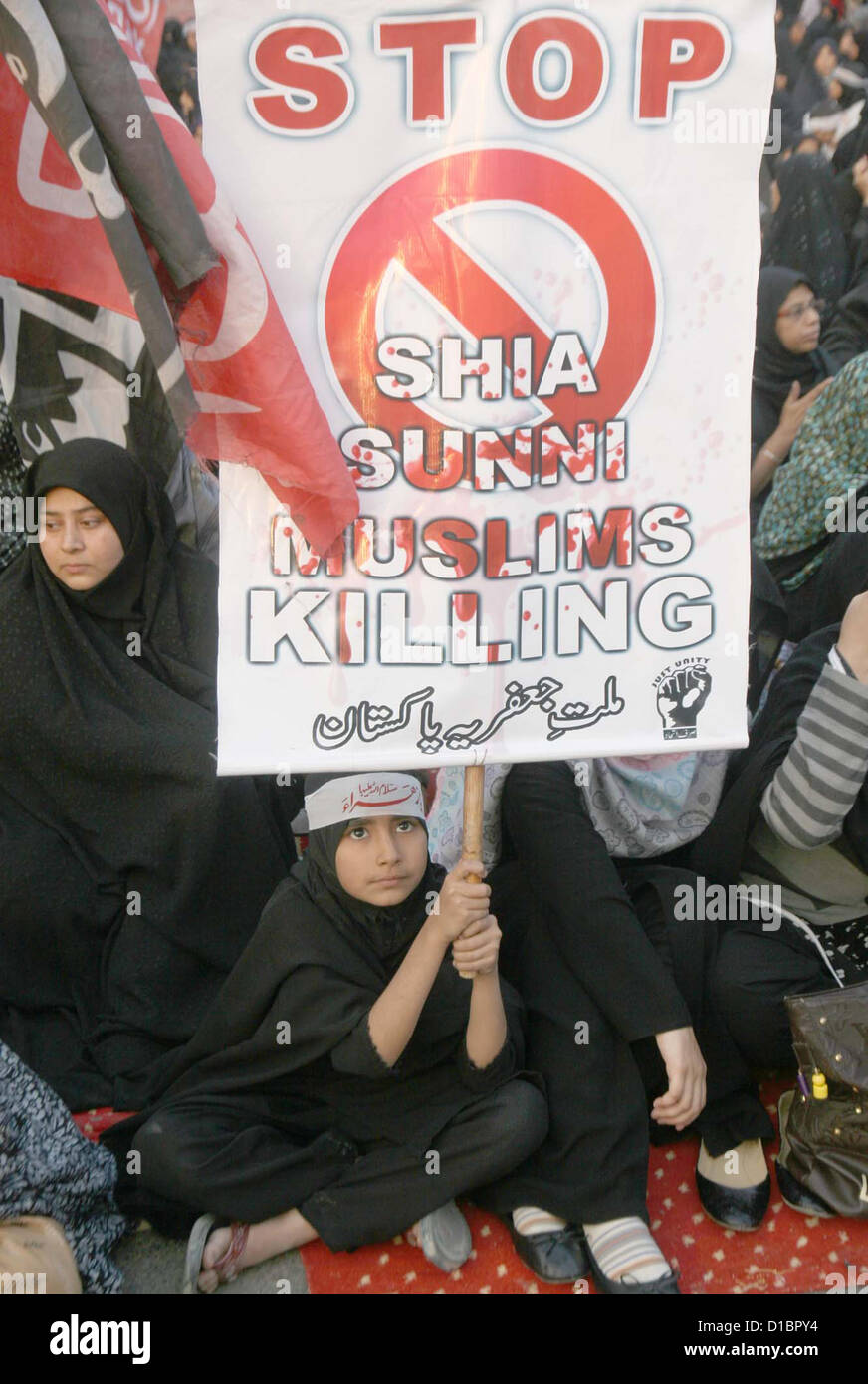 Shiite Muslims hold protest against target killing and genocide of ...