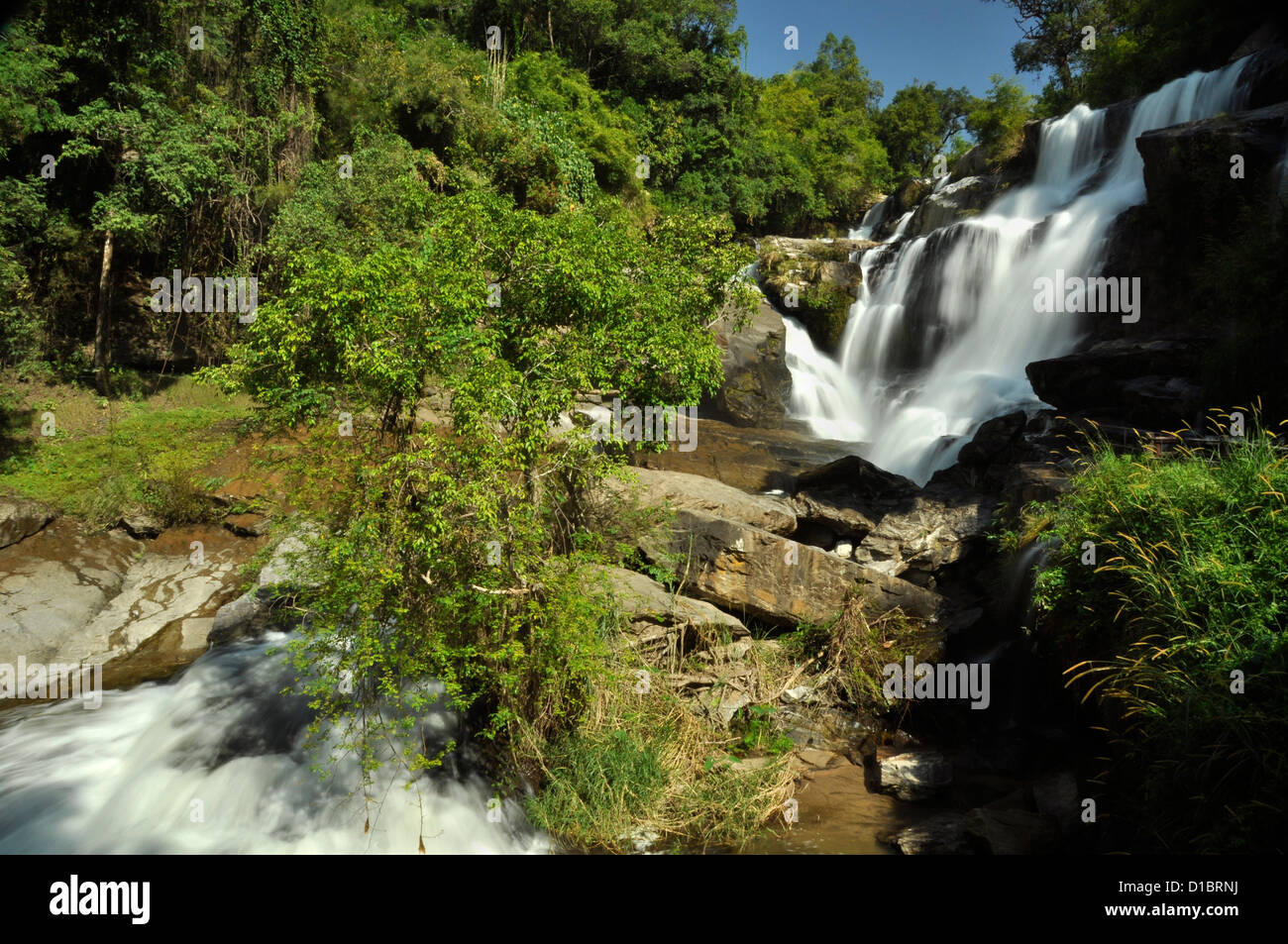 Mae Ya waterfall Stock Photo - Alamy