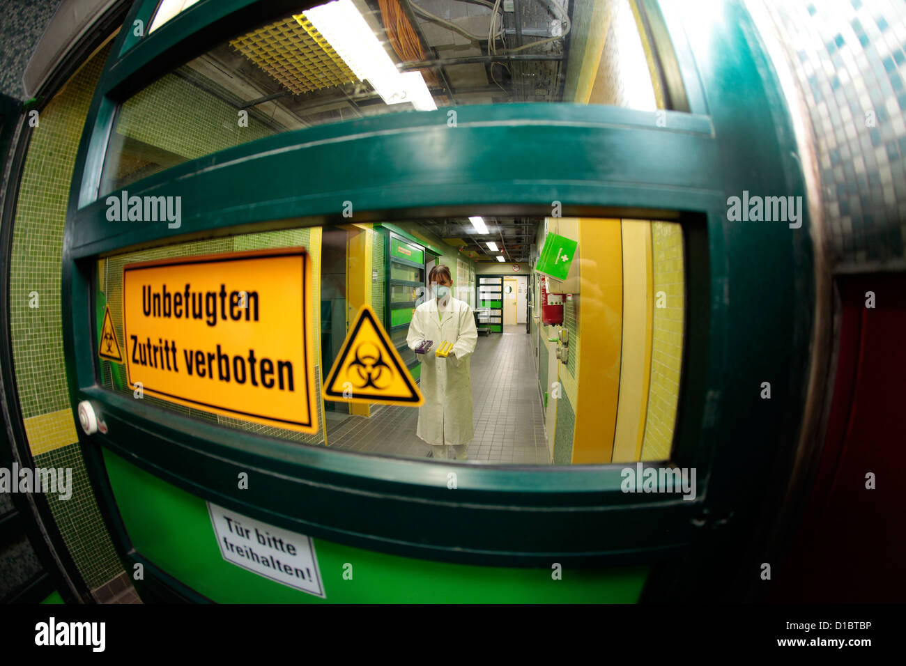 State laboratory in berlin brandenburg hi-res stock photography and ...