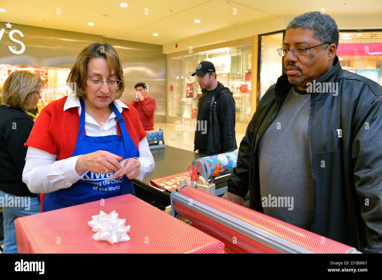 Dec. 12, 2012 - Garden City, New York, U.S. - EILEEN GONZALEZ, of ...
