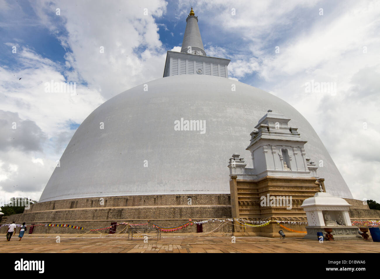Ruvanvalisaya hi-res stock photography and images - Alamy