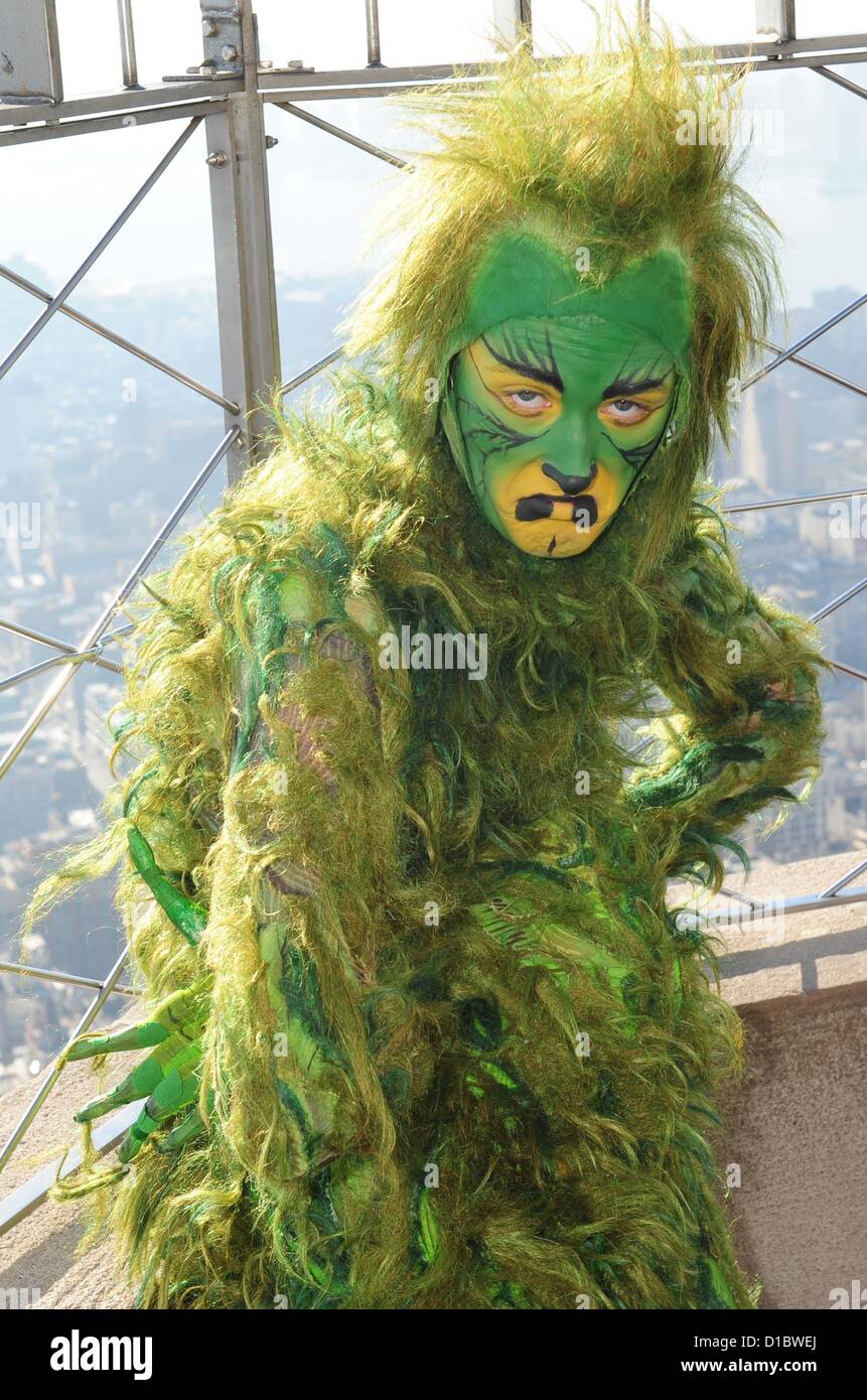 Dr seuss' the grinch musical! hi-res stock photography and images - Alamy