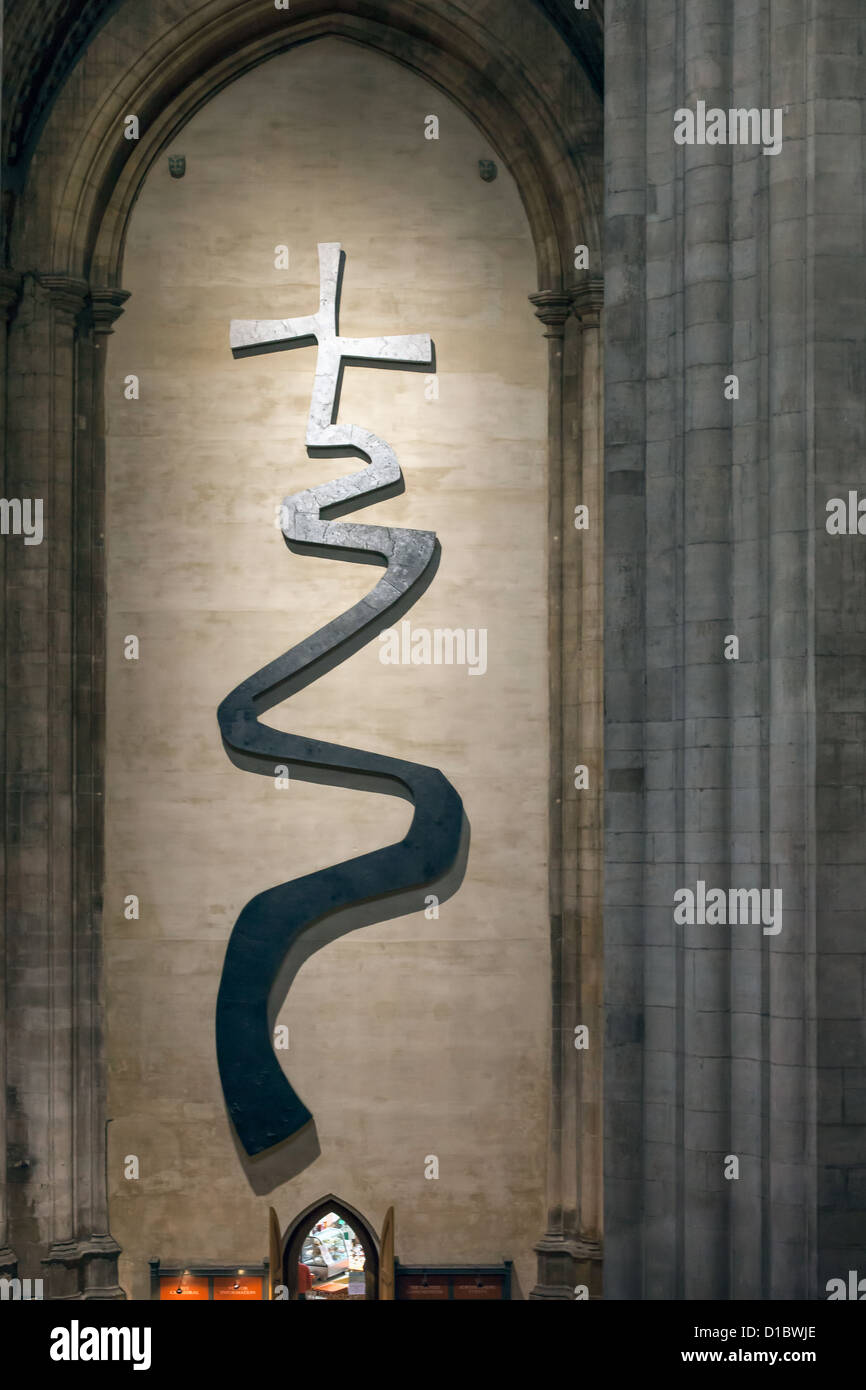 Cross in Ely Cathedral Stock Photo - Alamy