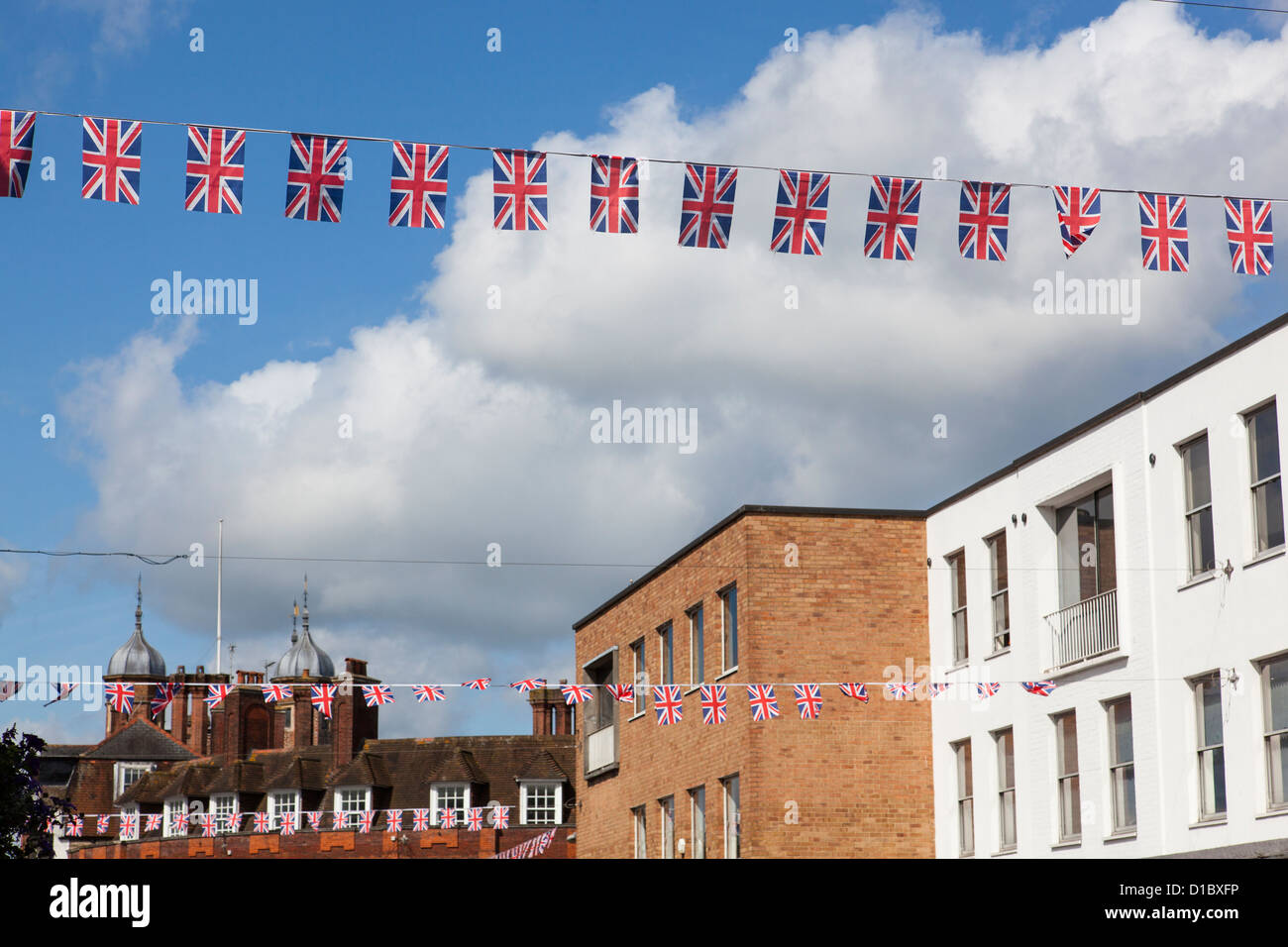 Strings of Union flags for the Queen's diamond jubilee celebrations in ...