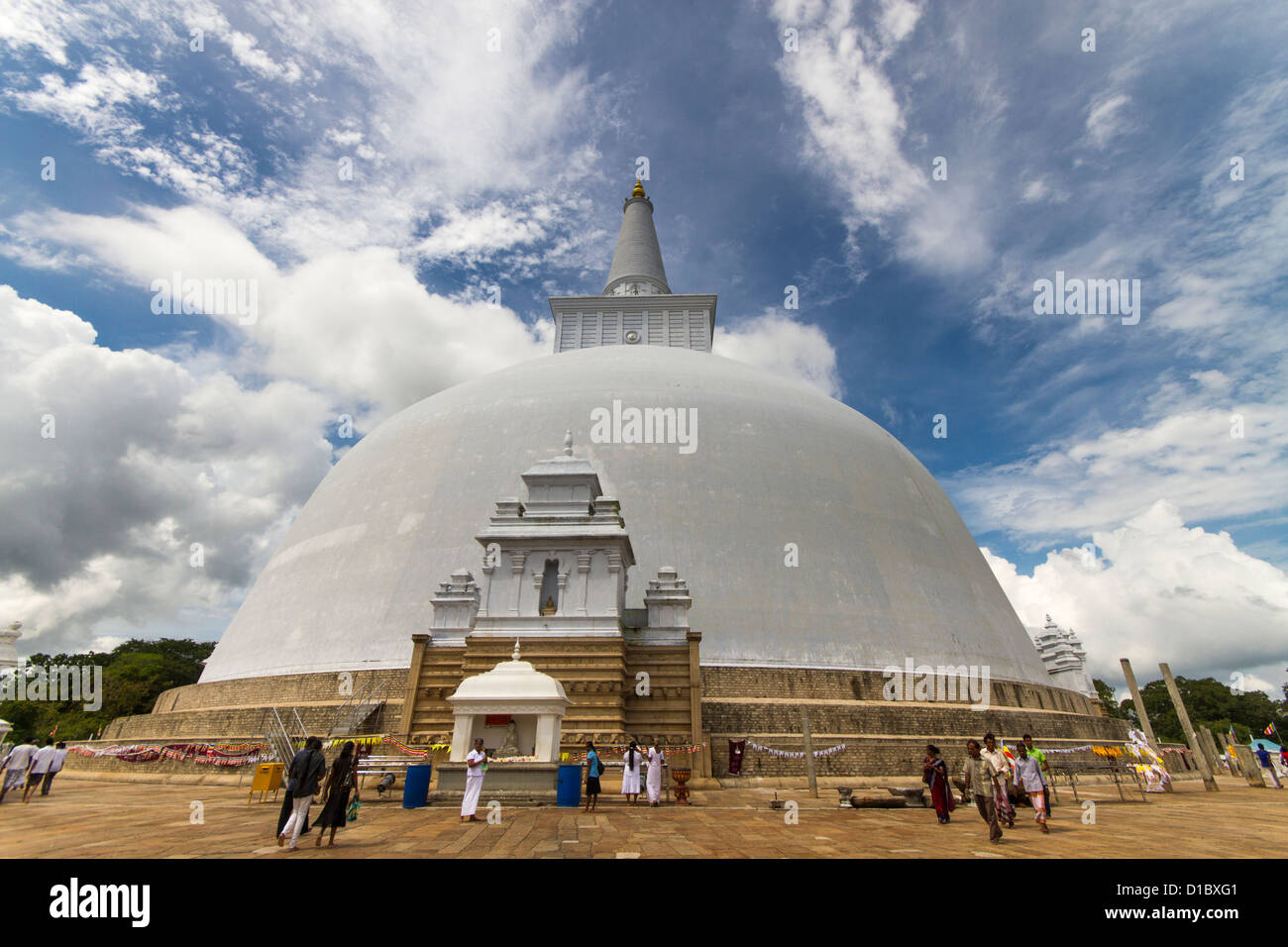 Ruvanvalisaya hi-res stock photography and images - Alamy