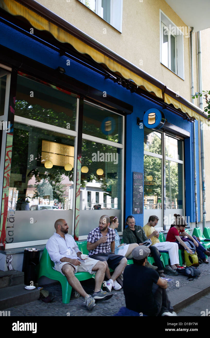 Cafe galao hi-res stock photography and images - Alamy