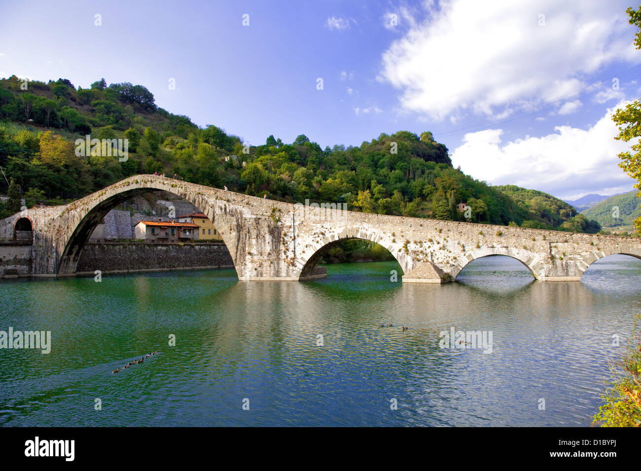 Devil Bridge Serchio river, Italy Stock Photo - Alamy