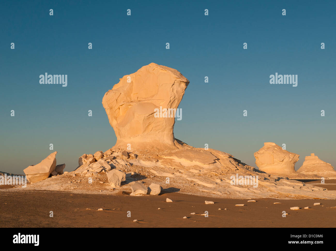 Chalk Rock Formations, White Desert (Sahara el Beyda), Egypt Stock ...