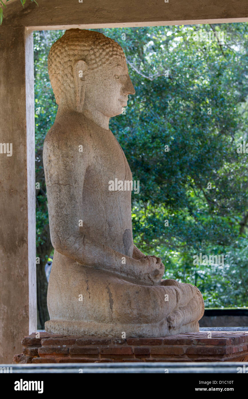 Samadhi Buddha statue profile Stock Photo - Alamy