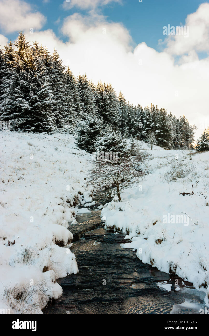 Covered clouds hi-res stock photography and images - Alamy