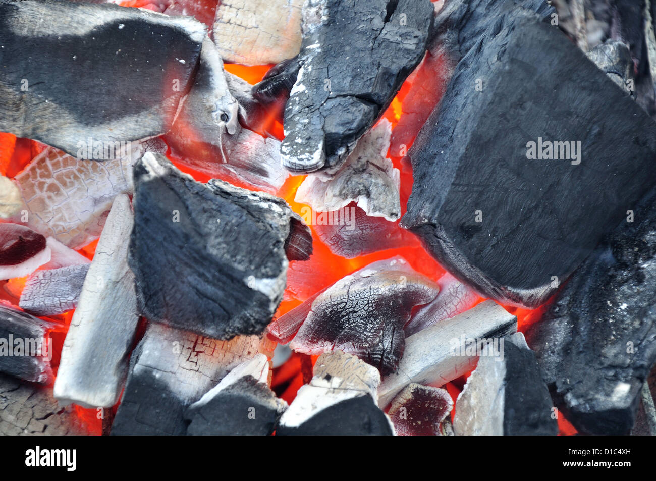 Barbeque coal ash hi-res stock photography and images - Alamy
