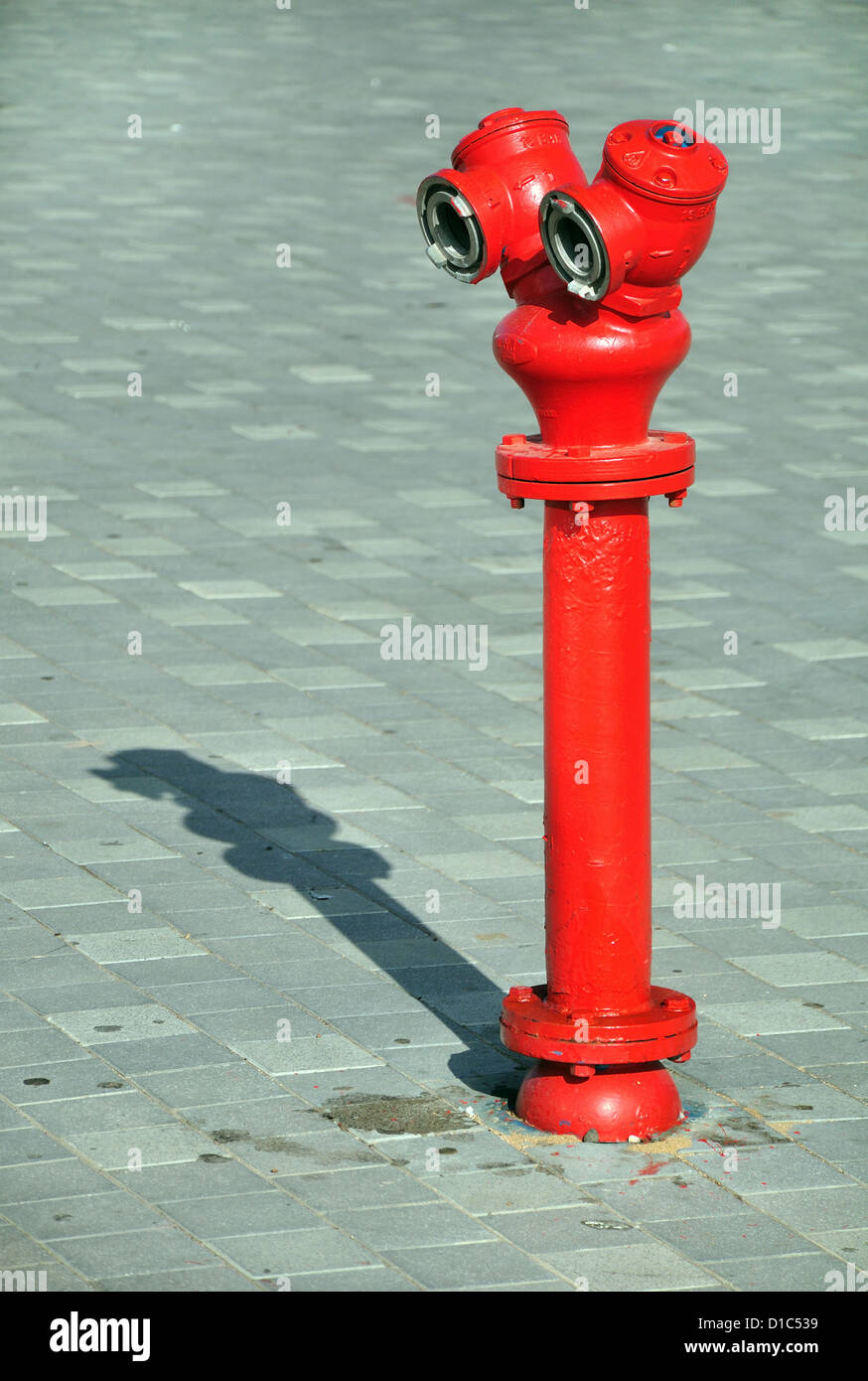 Water hydrant Stock Photo - Alamy
