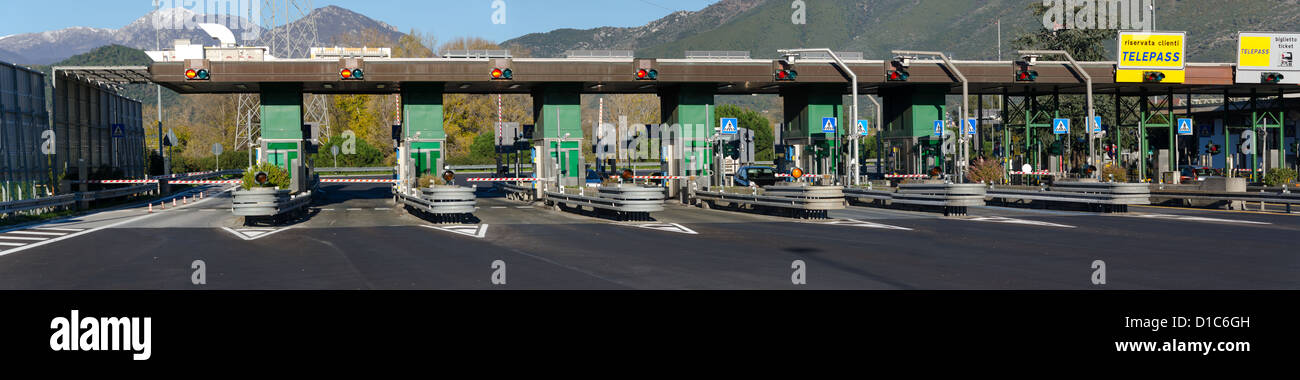 Toll motorway hi-res stock photography and images - Alamy