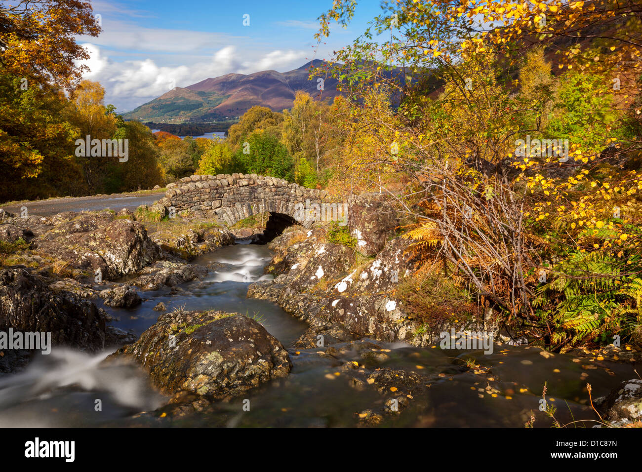 Stream landscape water bridge lake district hi-res stock photography ...