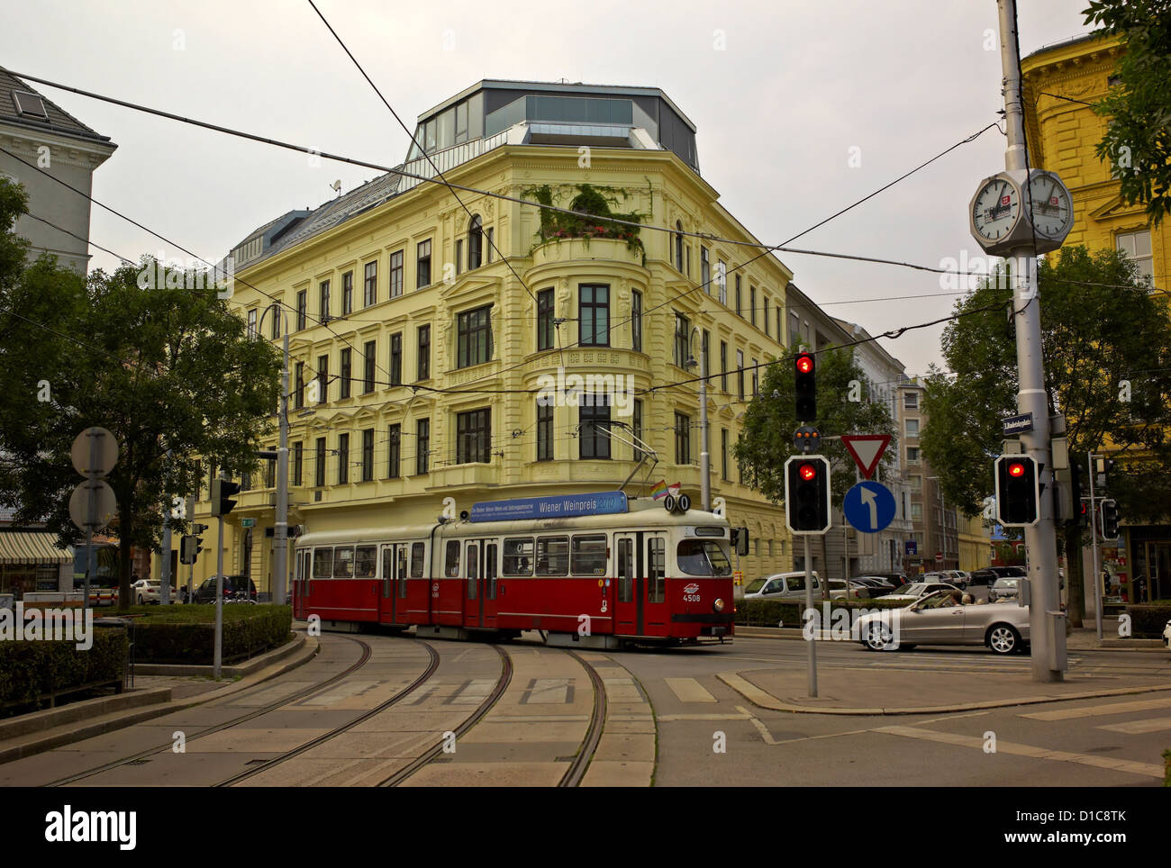 -Classic Tram- Vienna (Austria Stock Photo - Alamy