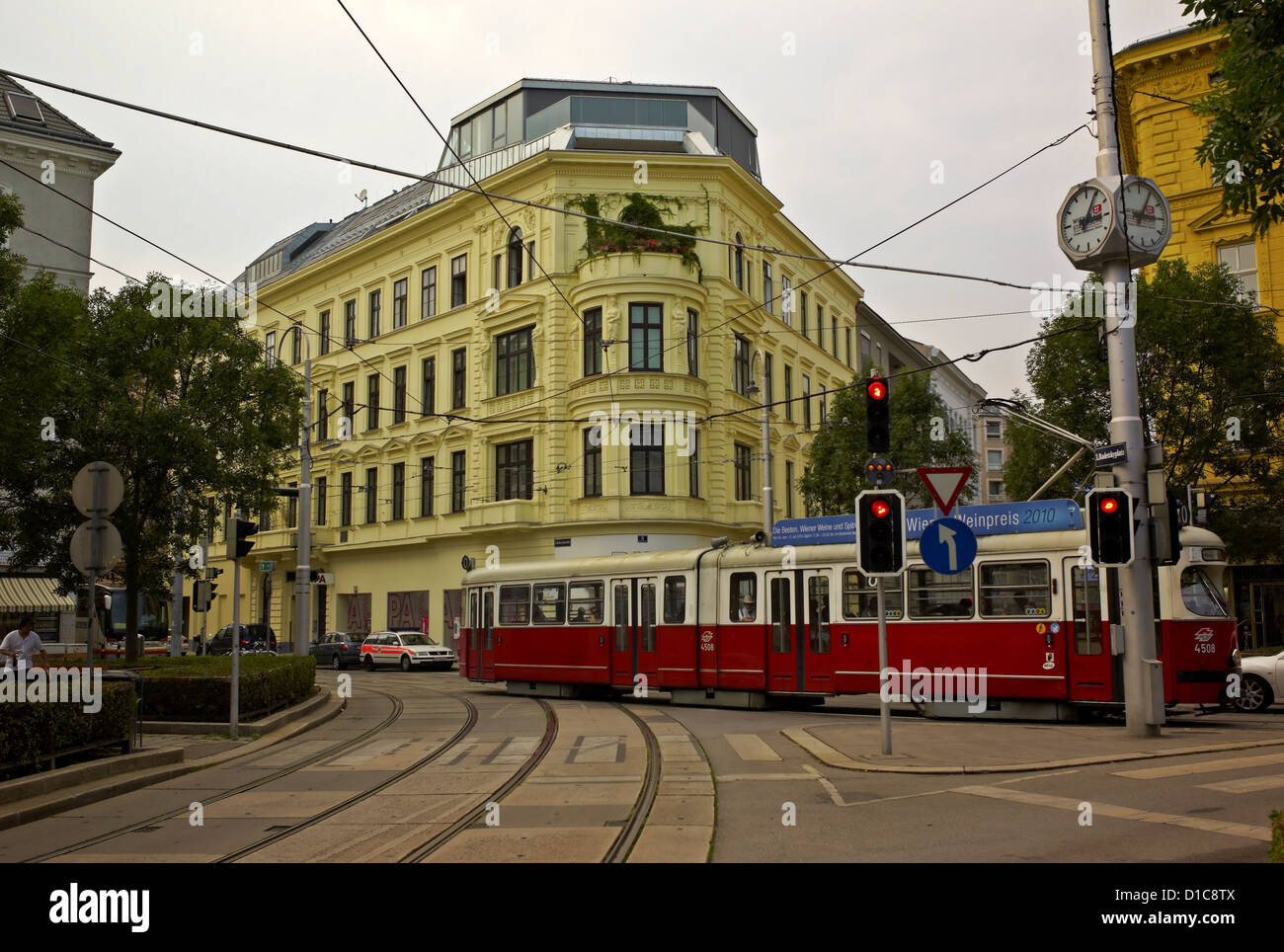 -Classic Tram- Vienna (Austria Stock Photo - Alamy