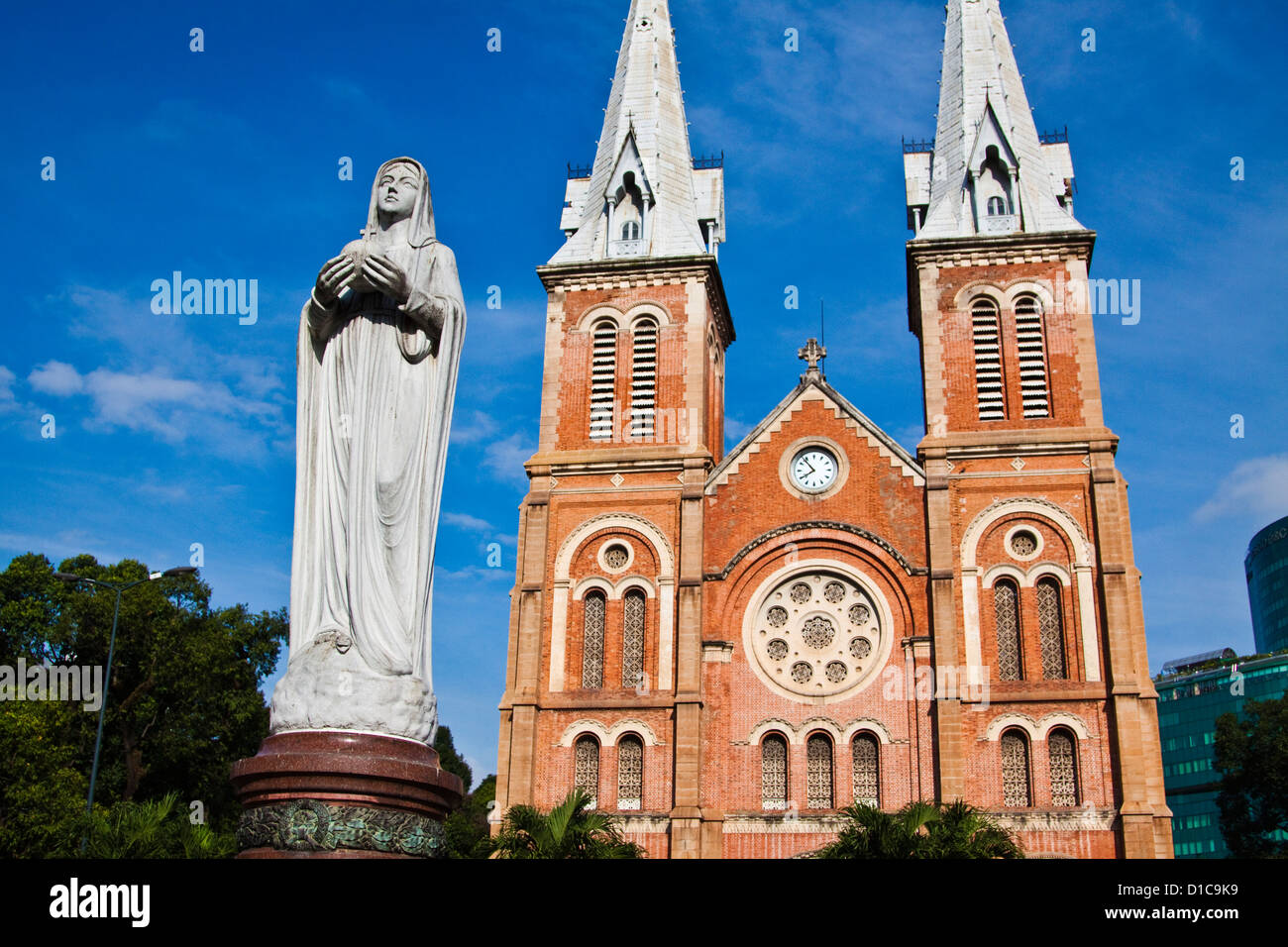 Notre Dame cathedral Saigon Stock Photo - Alamy