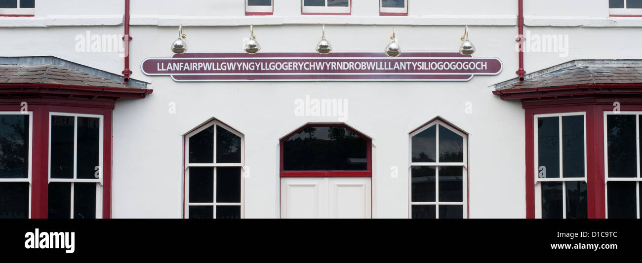 Llanfairpwllgwyngyll High Resolution Stock Photography and Images - Alamy