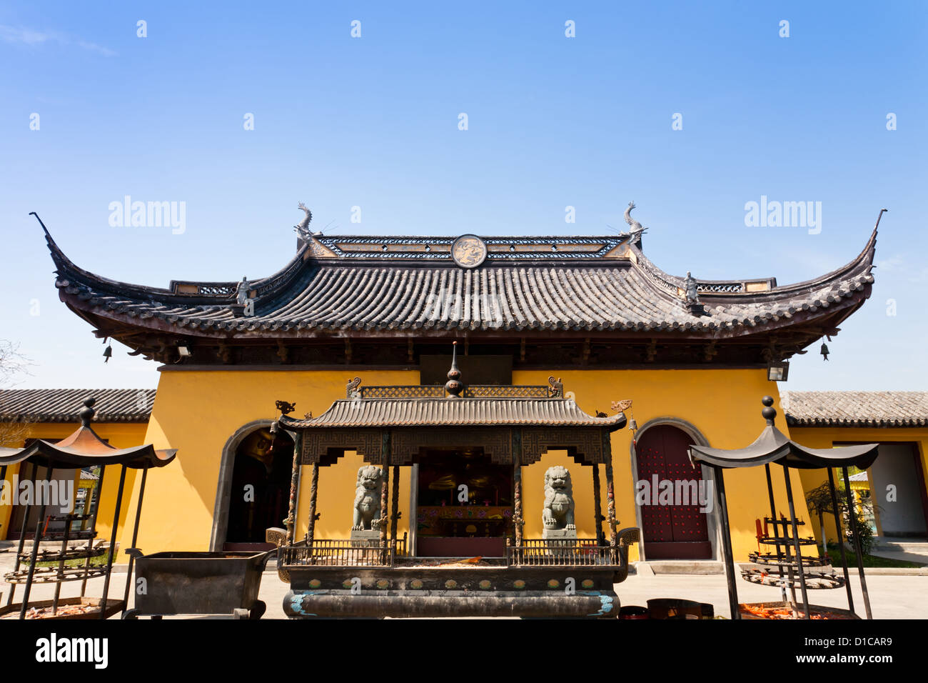 Asian traditional Buddhist temple Stock Photo - Alamy