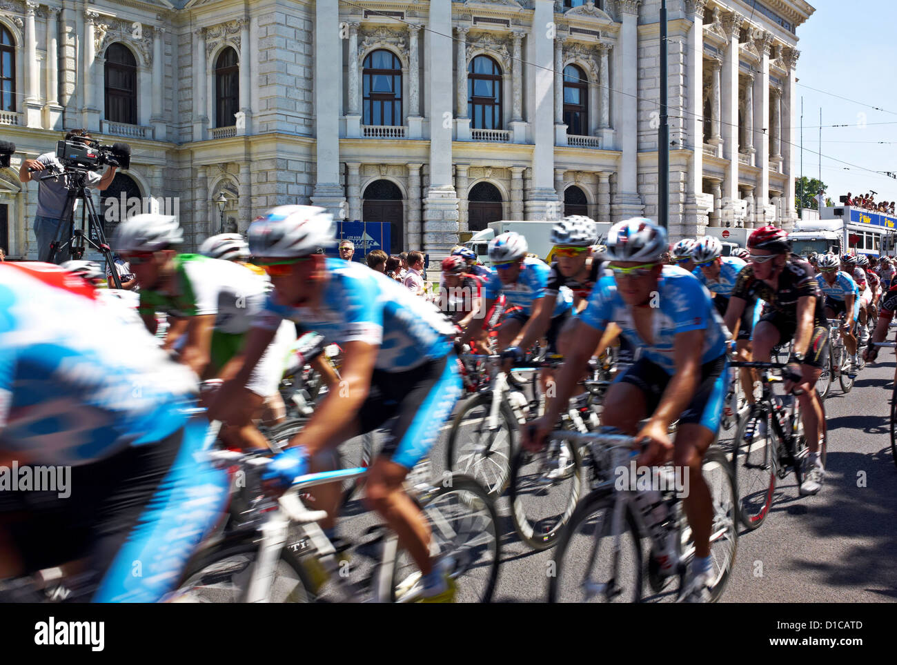 Vienna wheels hi-res stock photography and images - Alamy