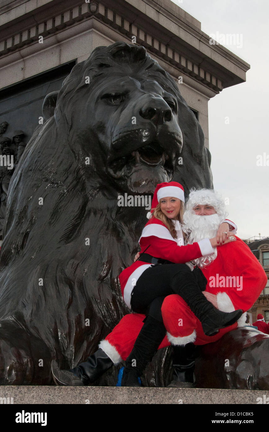 Christmas santa claus lion hi-res stock photography and images - Alamy