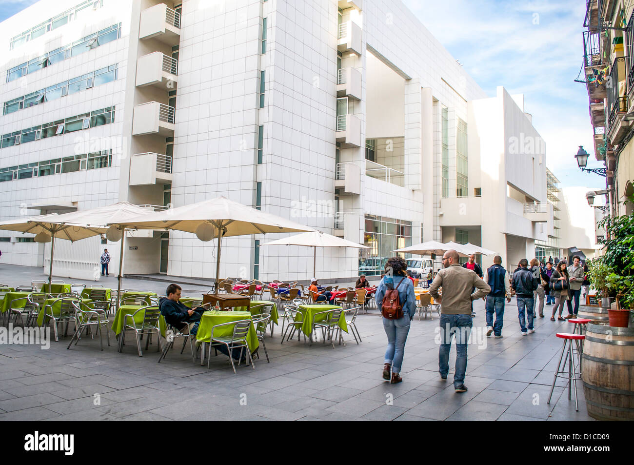 Open air cafe spain High Resolution Stock Photography and Images - Alamy