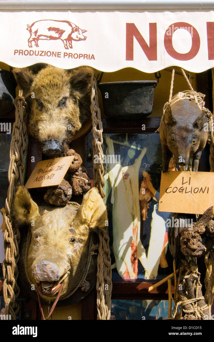 Boar Head High Resolution Stock Photography and Images - Alamy