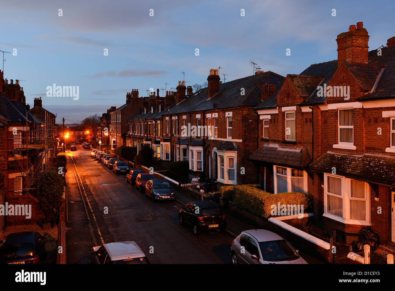 Suburban street night hi-res stock photography and images - Alamy