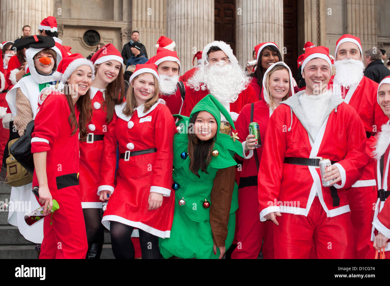 People twelve christmas christmas hi-res stock photography and images ...