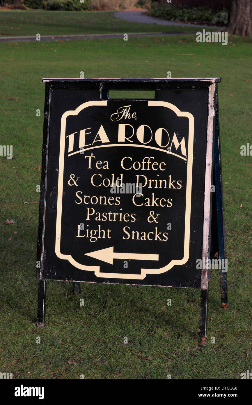 Directions hi-res stock photography and images - Alamy