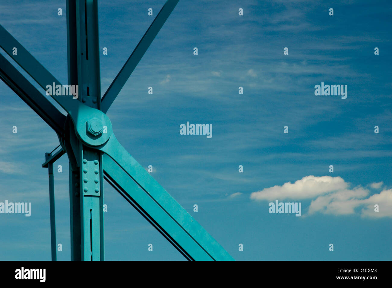 Scaffolding on iron bridge hi-res stock photography and images - Alamy