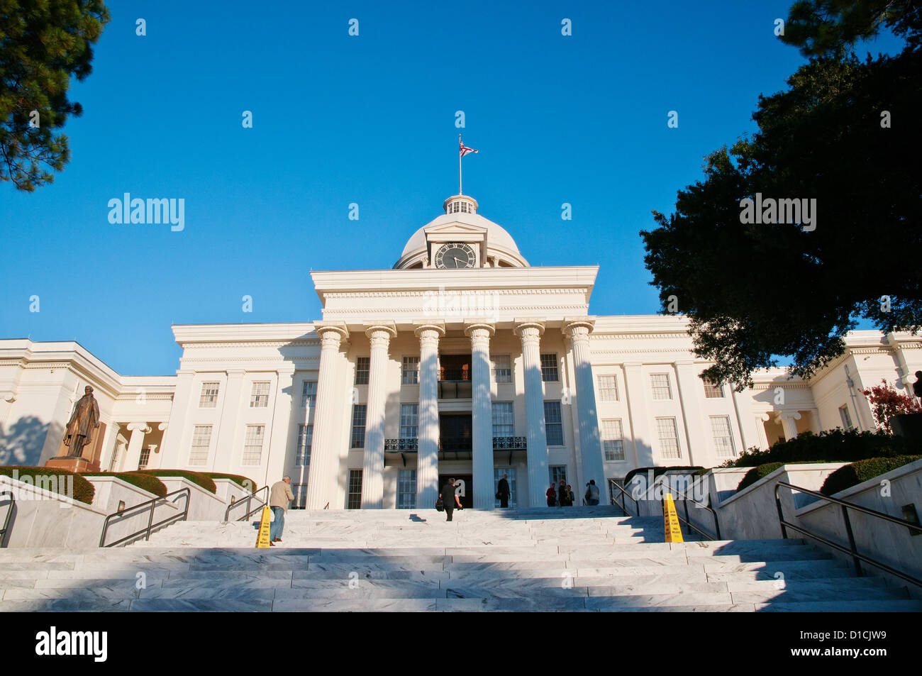 Alabama State Capitol Building, Montgomery, Capital of the U.S. state ...