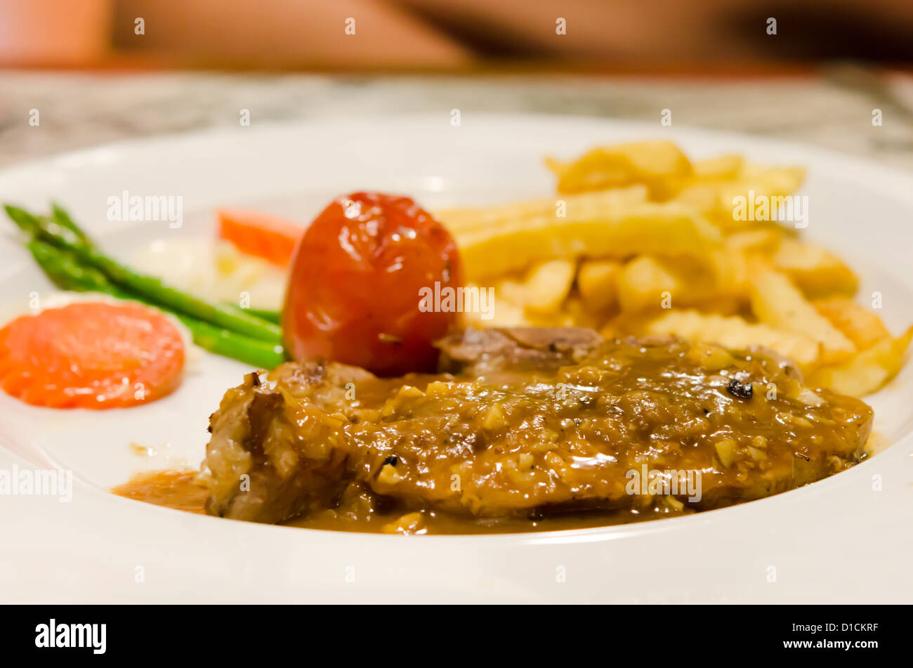 Beef and chips hi-res stock photography and images - Alamy