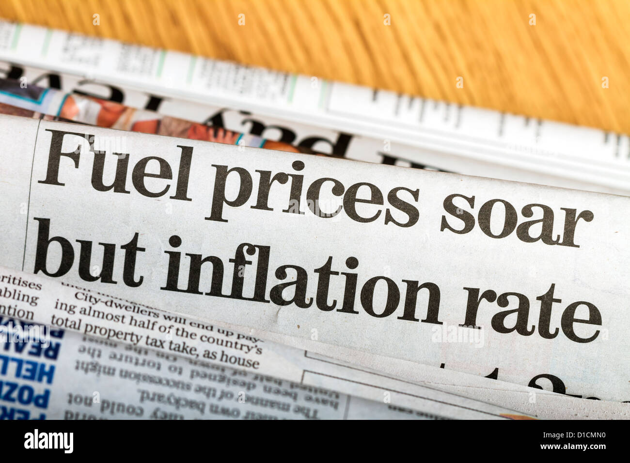 Inflation headline hi-res stock photography and images - Alamy