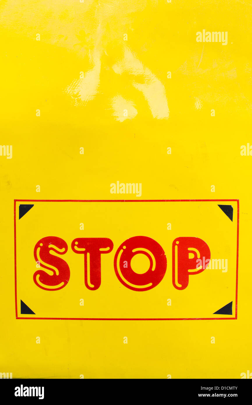 India bus stop hi-res stock photography and images - Alamy