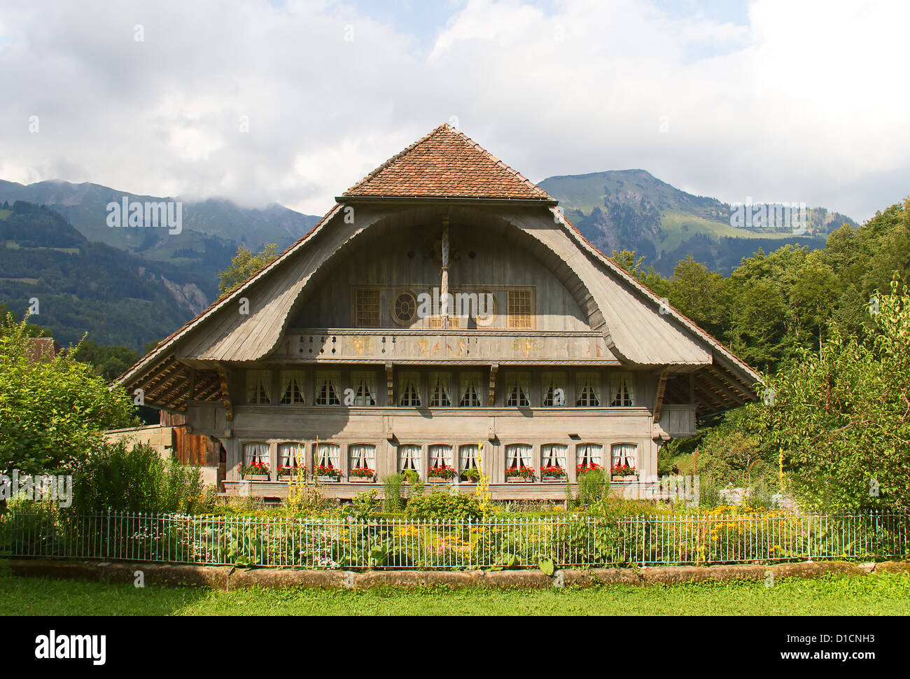Traditional swiss farm house (canton Bern Stock Photo - Alamy