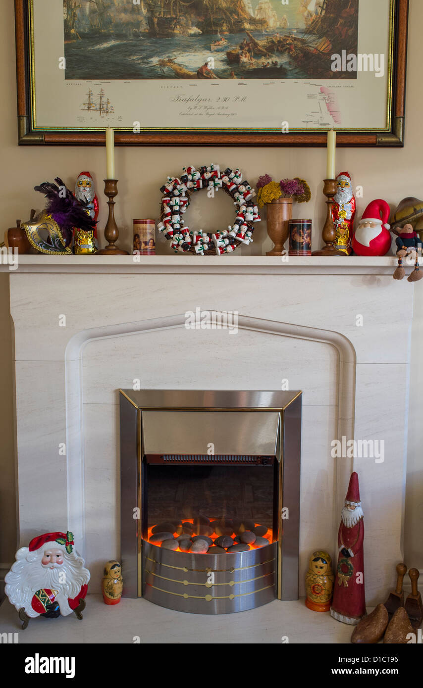 Period fireplace hi-res stock photography and images - Alamy