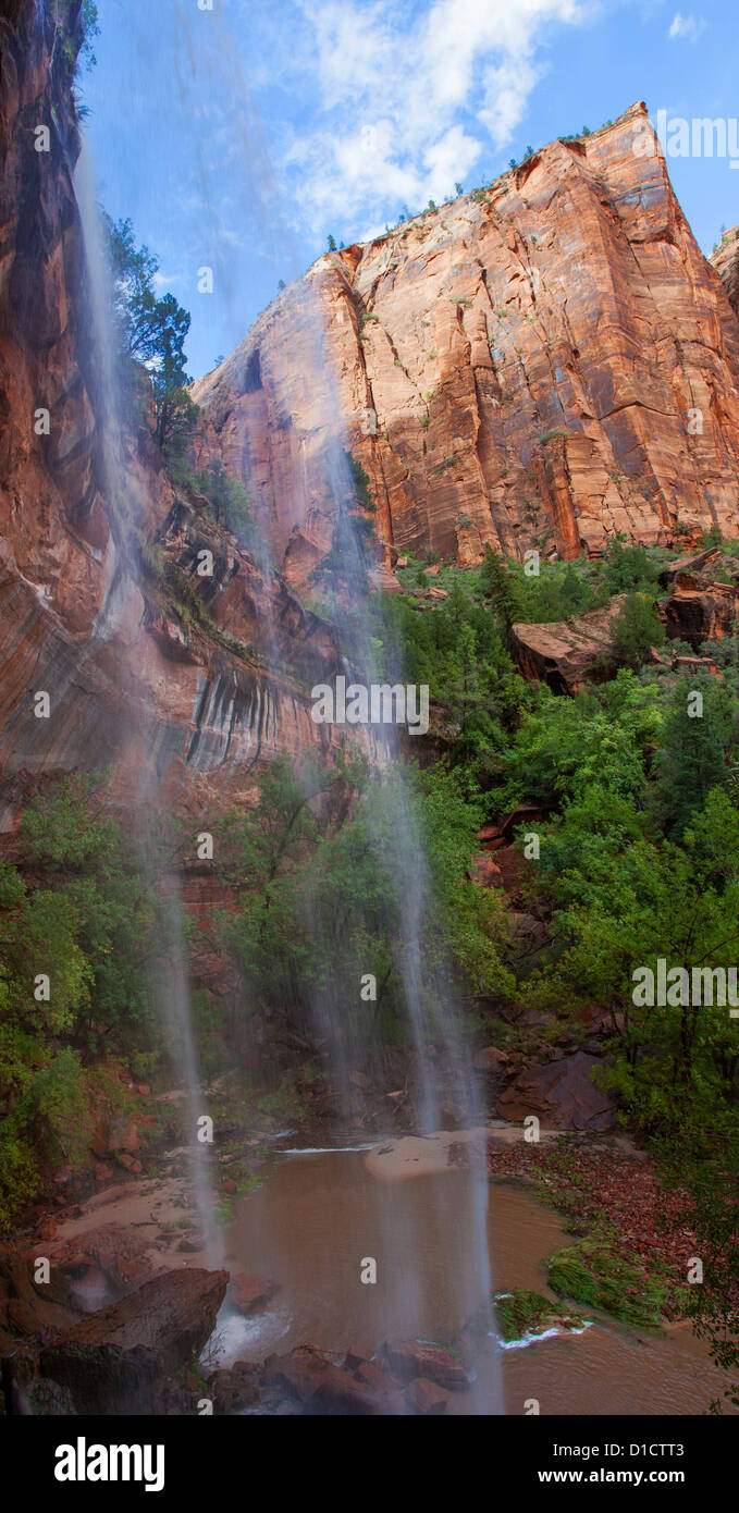 Beautiful lower emerald pools hi-res stock photography and images - Alamy