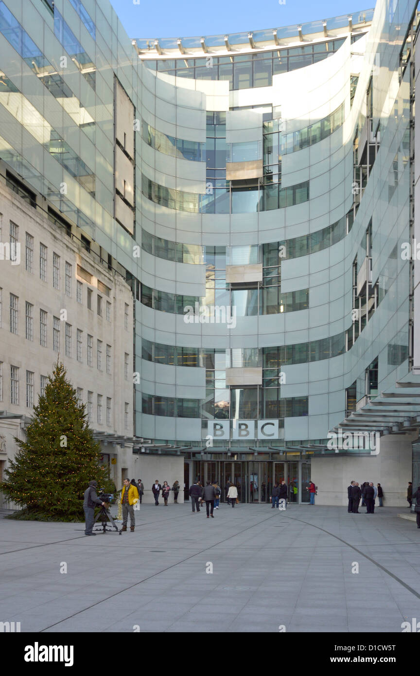Bbc broadcasting center hi-res stock photography and images - Alamy